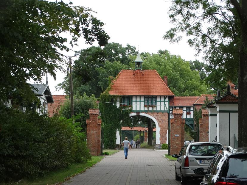 Kadyny – pałac cesarski i stadnina koni « Zamki Rotmanka