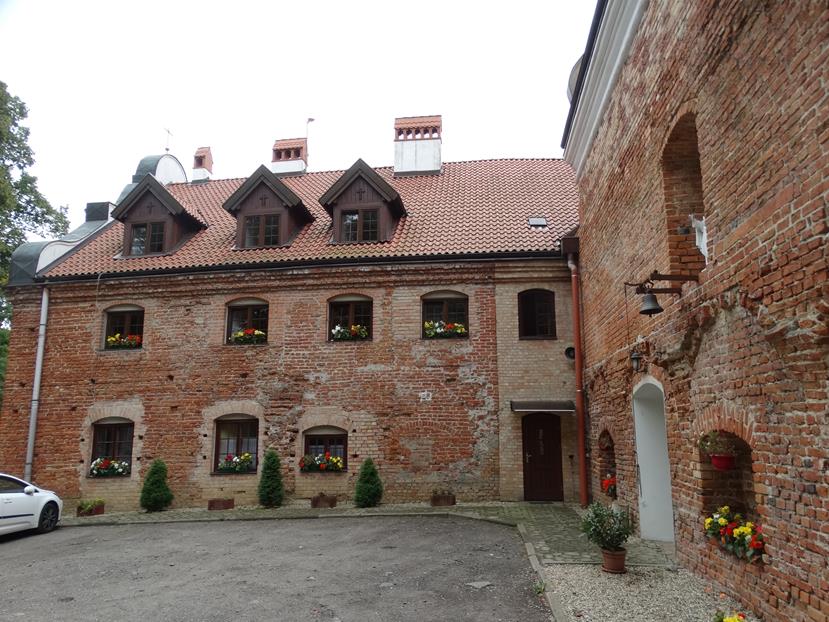 Kadyny – wieś, kościół i klasztor franciszkanów oraz dąb « Zamki Rotmanka