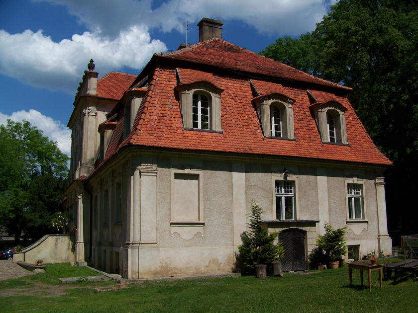 Popowo Stare – późnobarokowy pałac Szołdrskich « Zamki Rotmanka