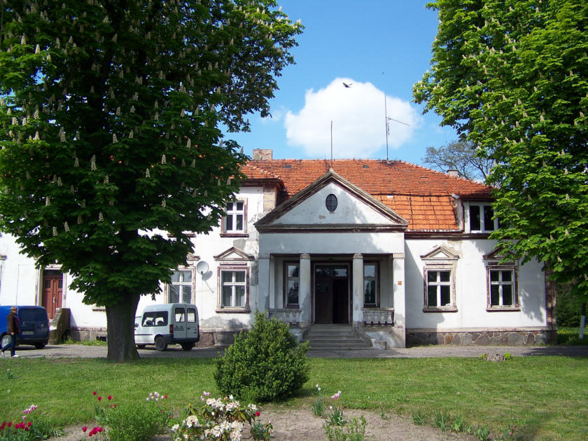 Sarbinowo Drugie – dwór klasycystyczny « Zamki Rotmanka