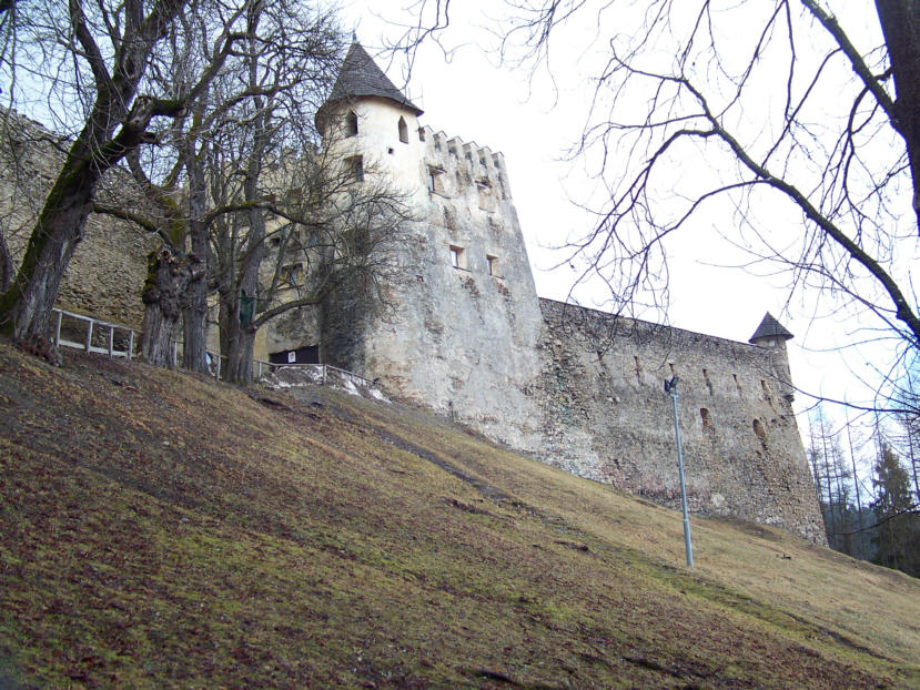 Słowacja – Stara Lubowna – zamek – Hrad Ľubovňa « Zamki Rotmanka