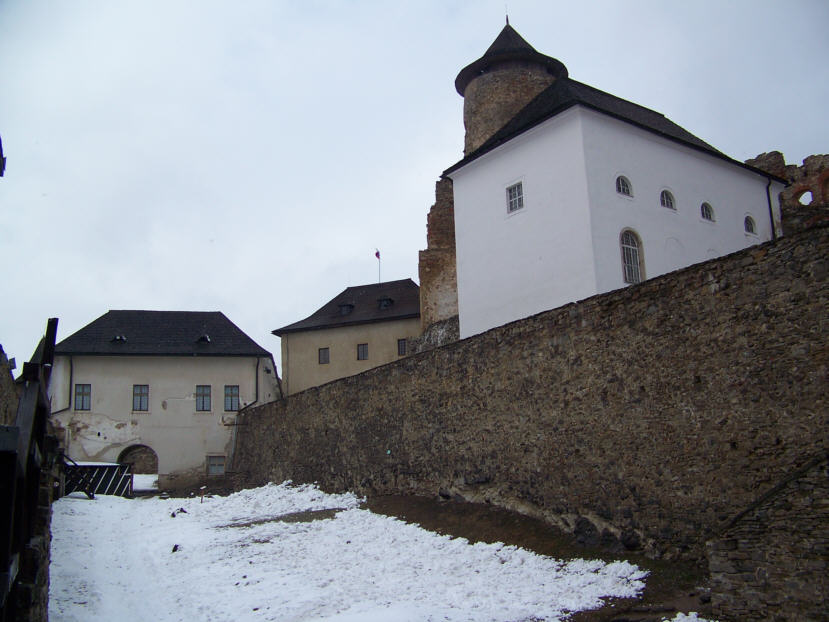 Słowacja – Stara Lubowna – zamek – Hrad Ľubovňa « Zamki Rotmanka