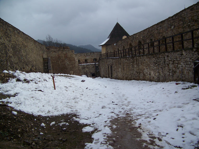 Słowacja – Stara Lubowna – zamek – Hrad Ľubovňa « Zamki Rotmanka
