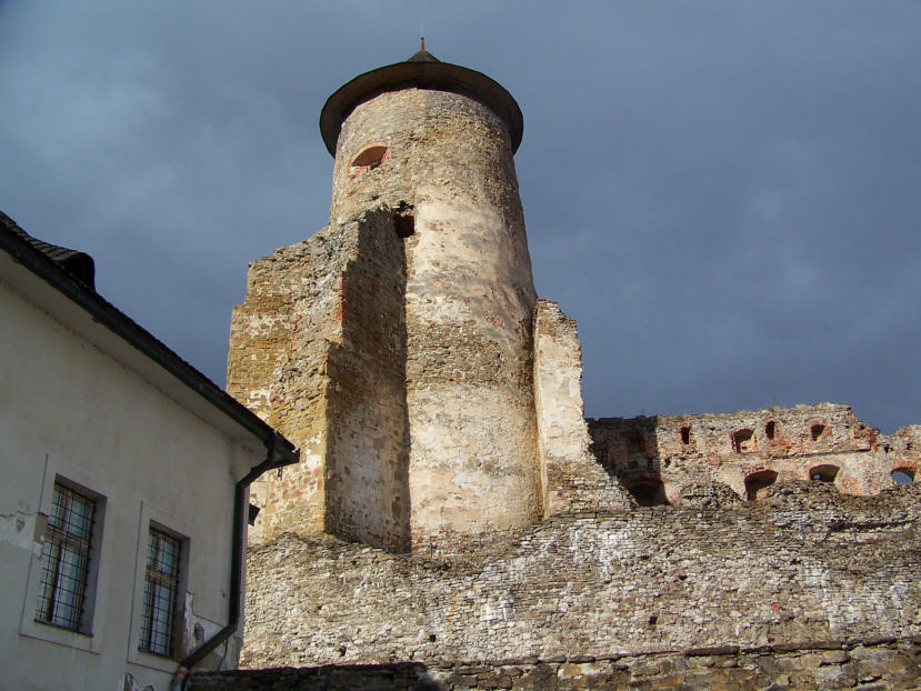 Słowacja – Stara Lubowna – zamek – Hrad Ľubovňa « Zamki Rotmanka