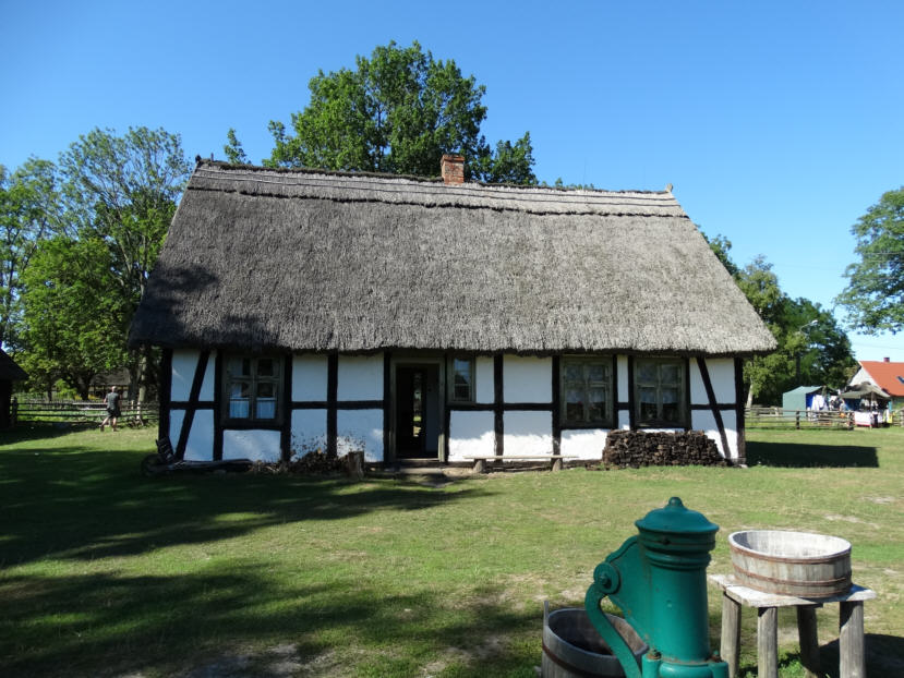 Kluki – Muzeum Wsi Słowińskiej – skansen « Zamki Rotmanka
