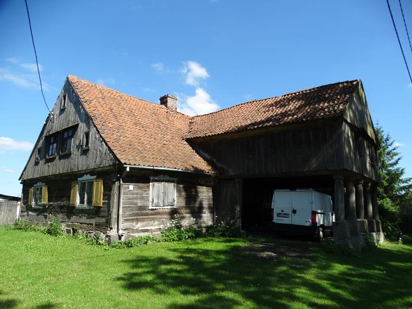 Jelonki – Trzy domy podcieniowe « Zamki Rotmanka