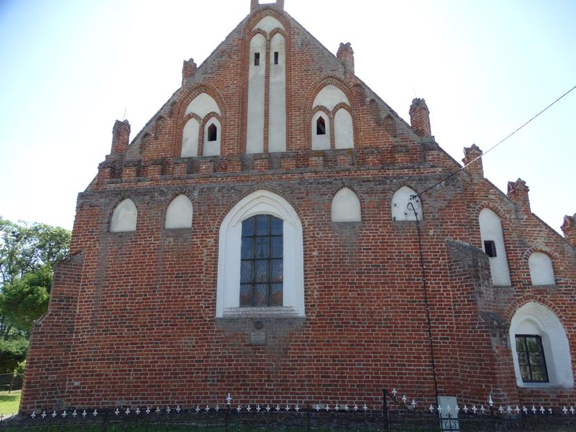Jelonki – Gotycki kościół pw. Najświętszego Serca Jezusa « Zamki Rotmanka